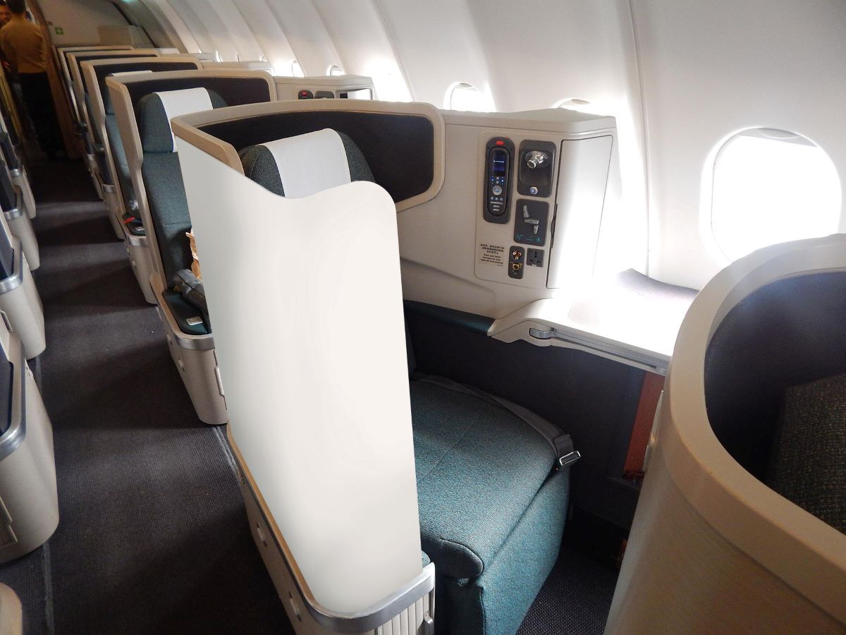 Trends and Innovations in Aircraft Windows: Smart Glass in Commercial ...